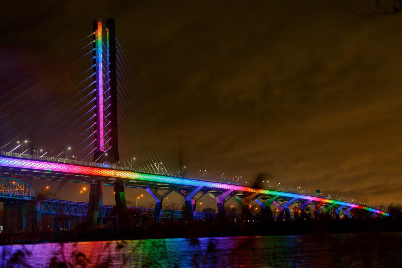 Samuel De Champlain Bridge displaying its rainbow lights in solidarity ...